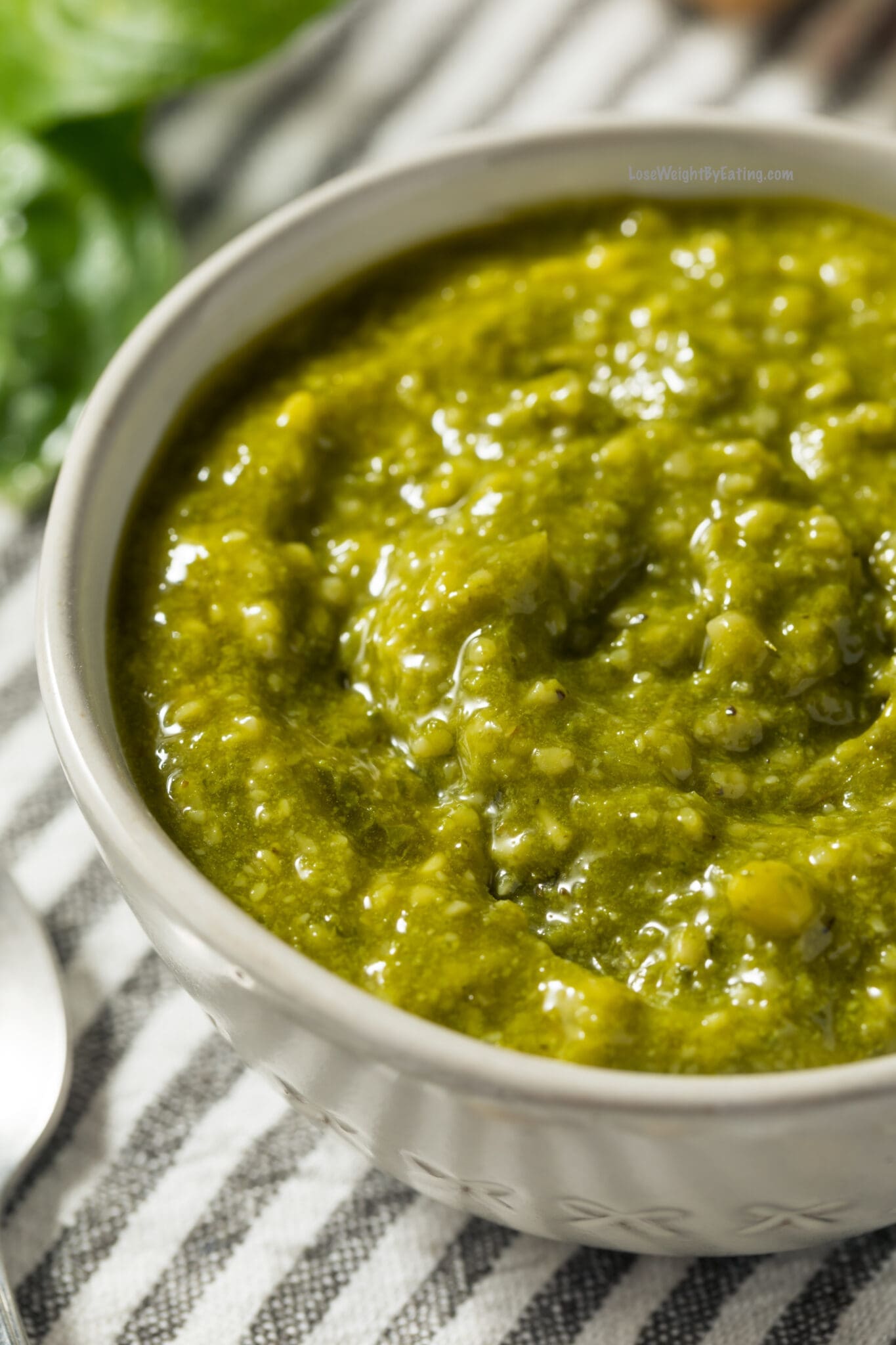 Low Calorie Pesto Sandwich Spread - Lose Weight By Eating