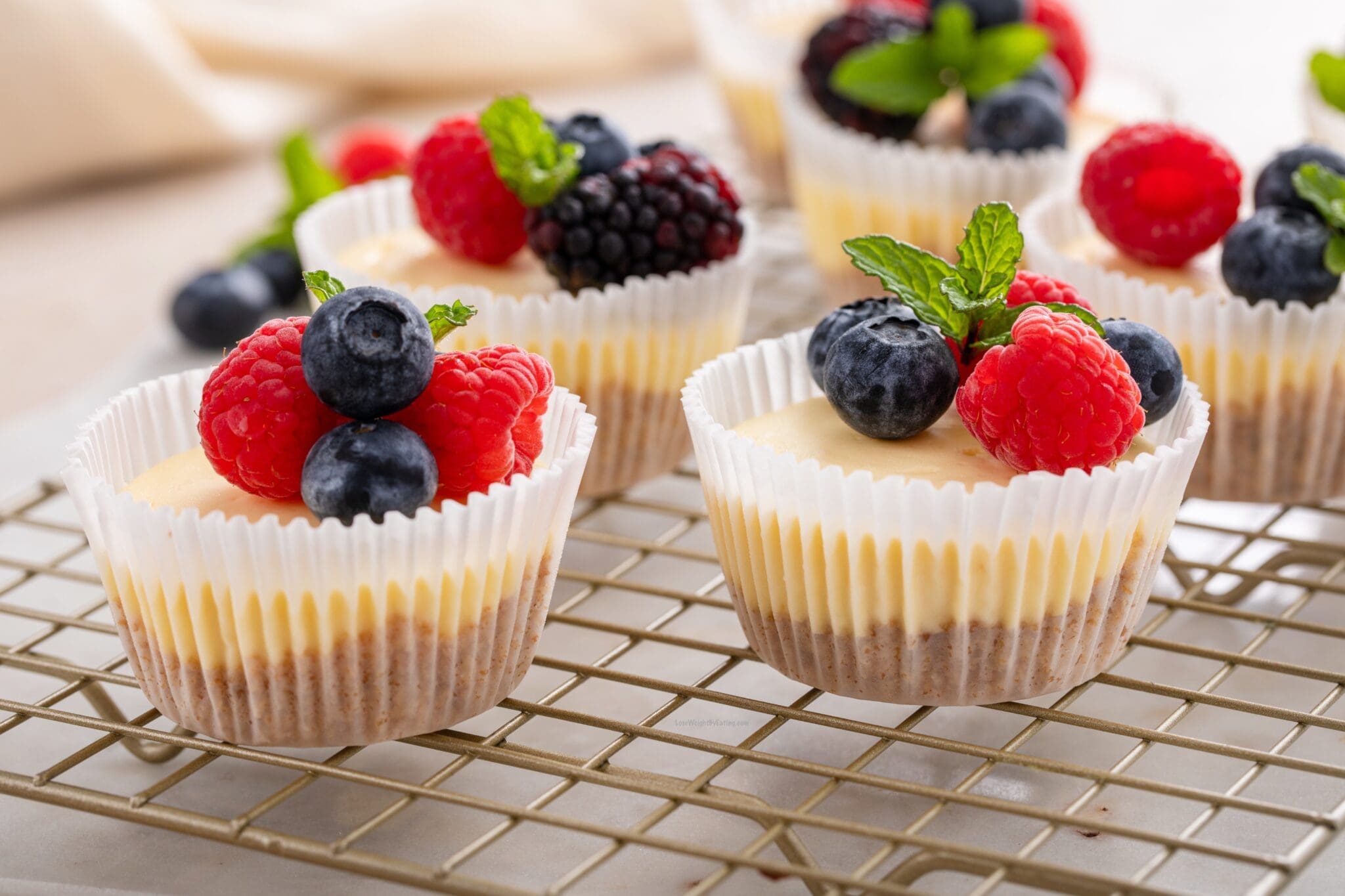 Low Calorie Mini Cheesecakes - Lose Weight By Eating